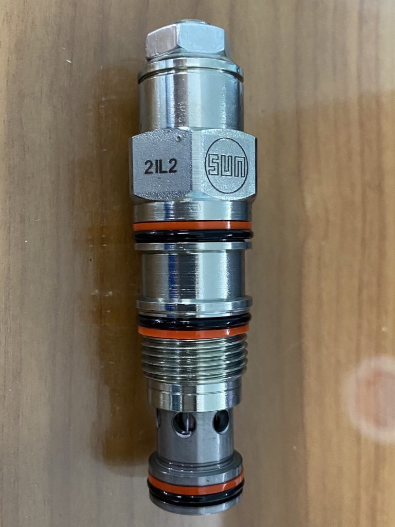 Sun Hydraulics Valve Block TRQ 30-35 Lbf FT/41-47 Nm พร้อมส่ง